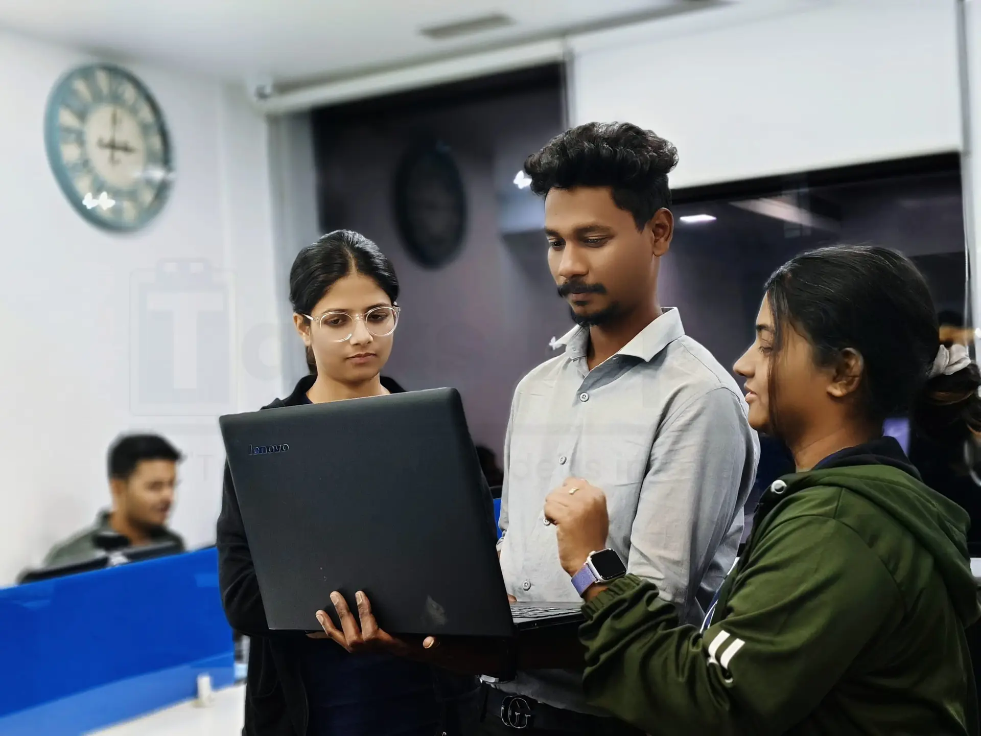 Hire Digital Marketing Virtual Assistant for $4.5/hr - Tasks Expert